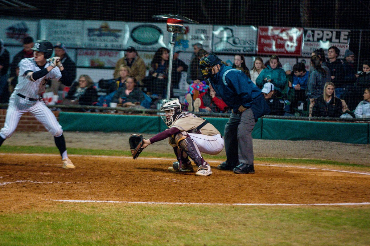 Dawson’s Bo Lewis named last baseball POY finalist after Fan Vote – BLITZ