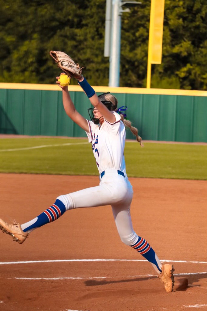 Juniors earn Softball POW honors – BLITZ
