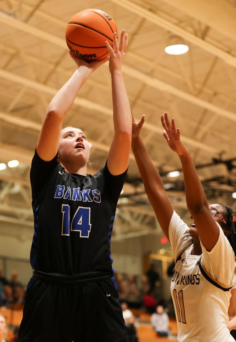 Segars, Wood named Players of the Week – BLITZ